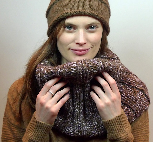 Ravelry: Lisa Collar pattern by Americo Original Design Team