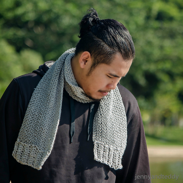 Ravelry: The Wilton grey men scarf pattern by jennyandteddy