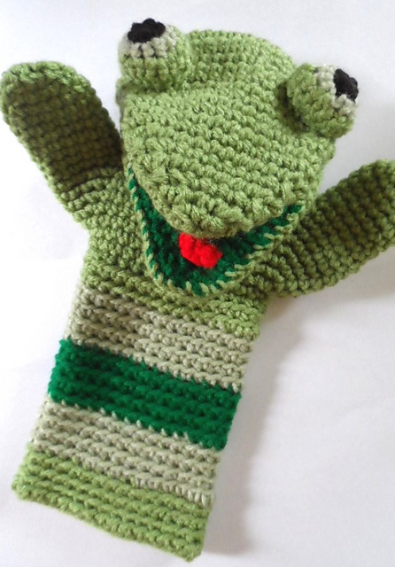 Ravelry: Froggy Hand Puppet pattern by Meredith Murphy