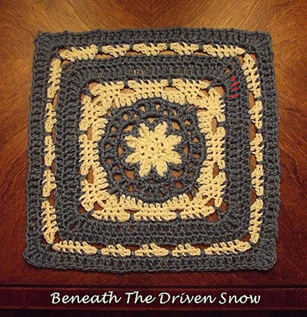 Ravelry: Beneath the Driven Snow pattern by Margaret MacInnis