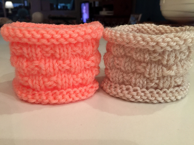 Ravelry: Simple Coffee Cozy pattern by Margo Terry