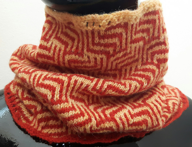 Ravelry: Mosaic Maze Cowl pattern by Michael Harrigan
