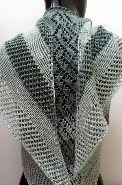 Ravelry: Diamond Chain Lace and Eyelets pattern by Michael Harrigan