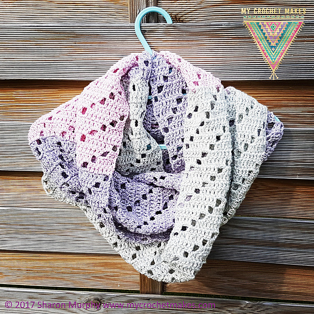 Ravelry: Moonshine Cowl pattern by Sharon Murphy