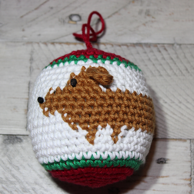 Ravelry: Dachshund Christmas Ornament pattern by Lisa Ferrel