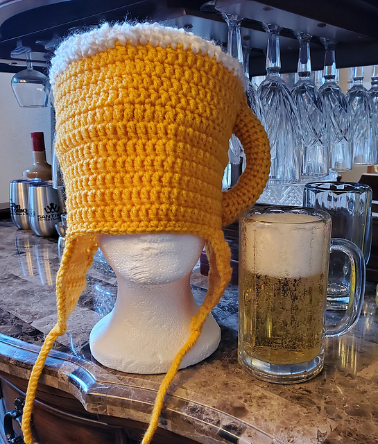 Ravelry: Beer Mug Hat pattern by Lisa Ferrel
