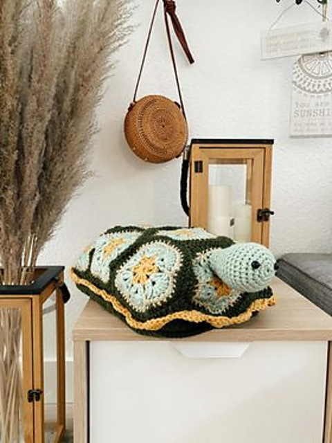 Ravelry: Benjamin Turtle Nap Buddy pattern by Lisa Ferrel