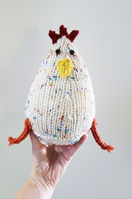 Ravelry: Cheeky Chicken pattern by Diane Moran