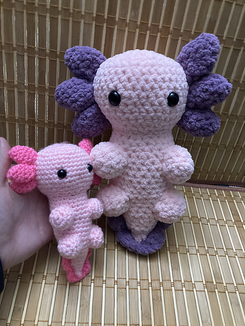 Ravelry: Simple Axolotl pattern by Nathalie Burns
