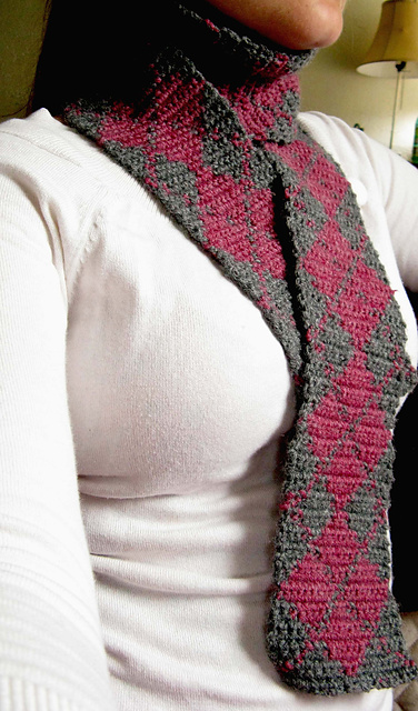 Ravelry: Simple Argyle Scarf pattern by Tricia Mae Keffer