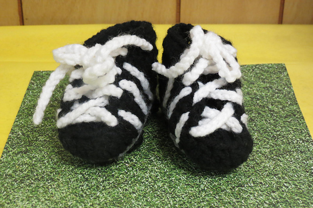Ravelry: Shansze's Soccer cleats/Running Shoes Crochet Pattern