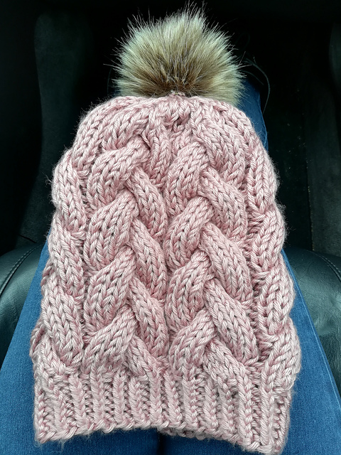 Ravelry: Shansze's Braided Cable Beanie