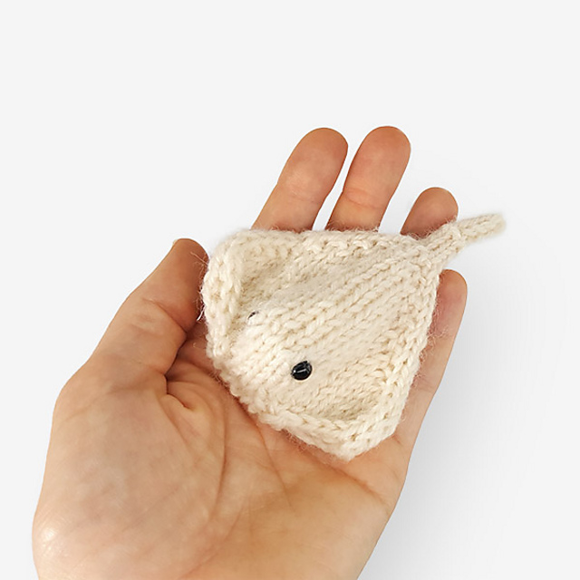 Ravelry: Stingray Buddy pattern by Dawn Prickett