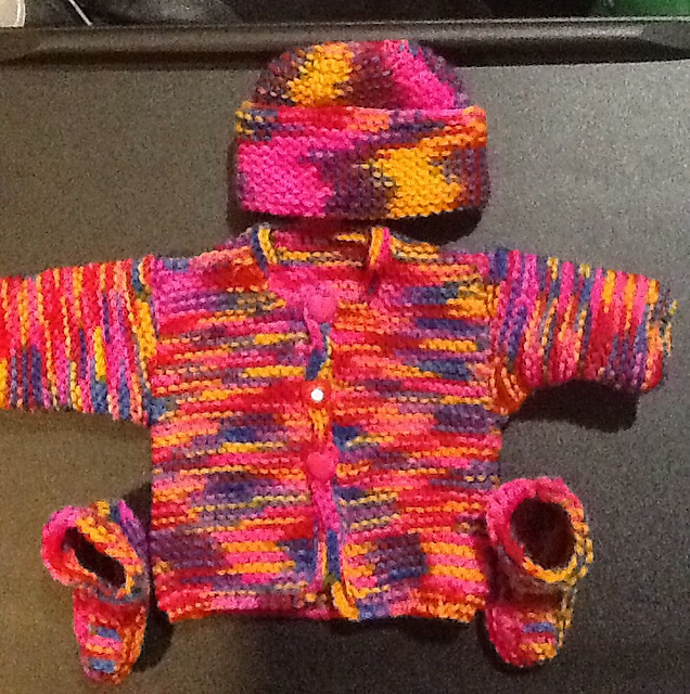 Ravelry: Design 3A - 8 Ply/DK Garter Stitch Set pattern by Cleckheaton