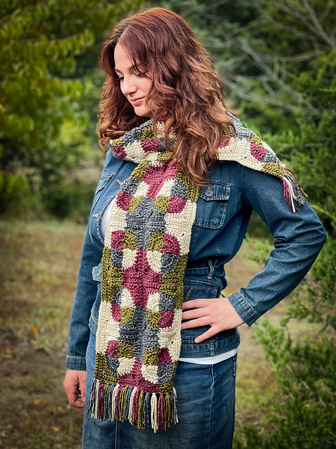 Ravelry: Patchwork Revelry Scarf pattern by Tonya Bush