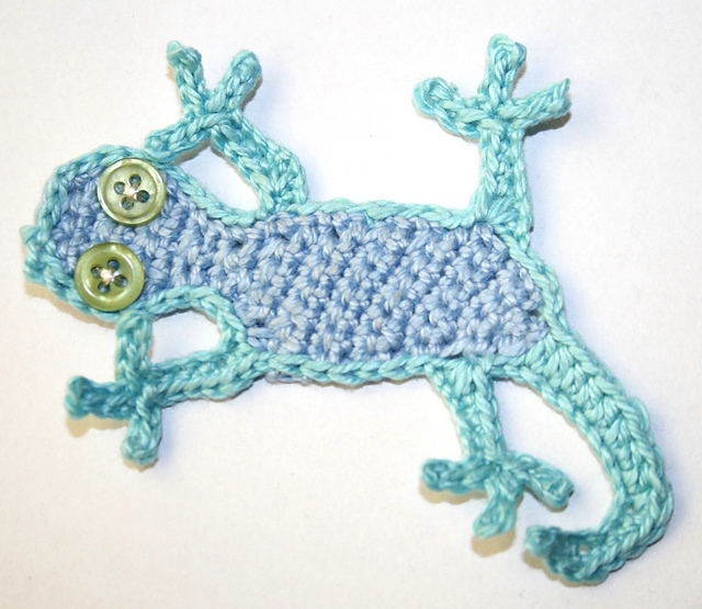 Ravelry: Gecko Applique pattern by Nana Sue
