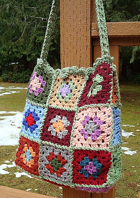 Ravelry: Classic Boho Shoulder Bag - PA-233 pattern by Nancy Brown