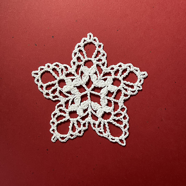Ravelry: Christmas Star 1 pattern by Anne Halliday