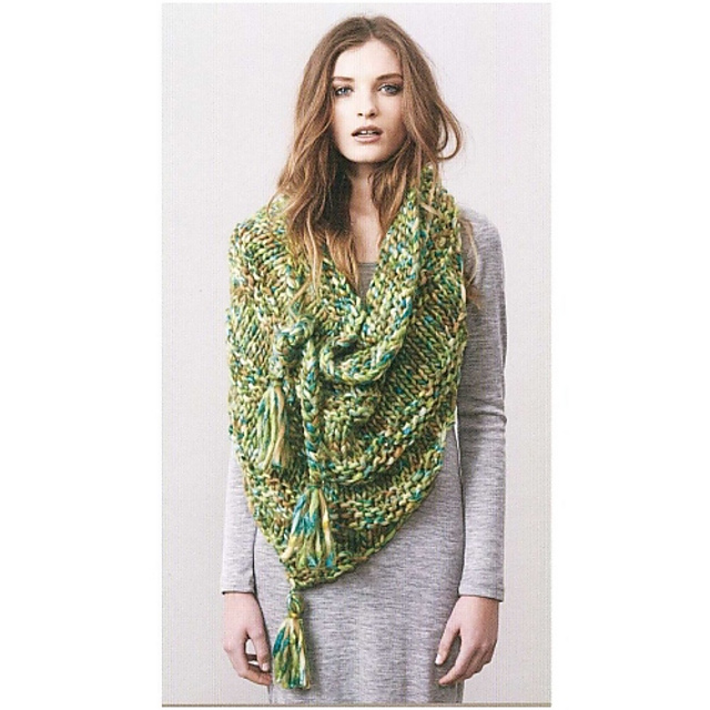 Ravelry: Triangle Scarf pattern by Cleckheaton