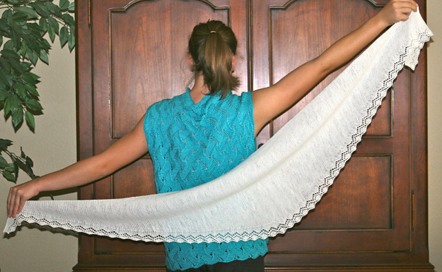 Ravelry: Anna's Shawlette pattern by Nancy Totten