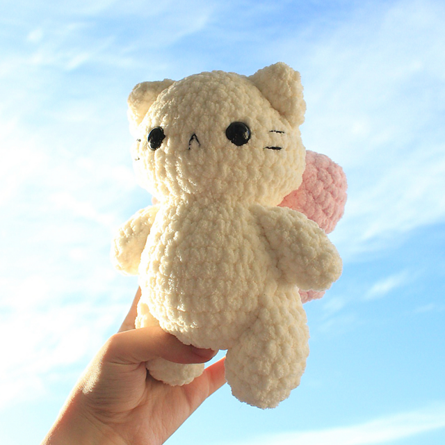Ravelry: Mochi The Fairy Cat pattern by naomi crochet