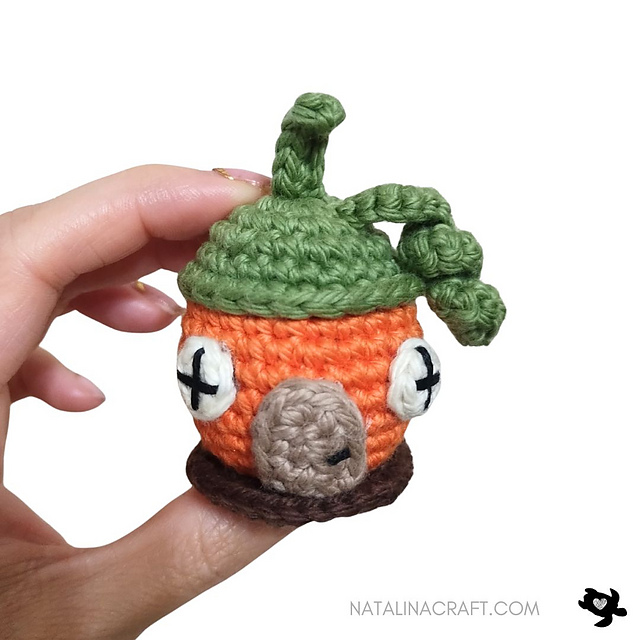 Ravelry: Pumpkin Dollhouse pattern by Natalina Craft