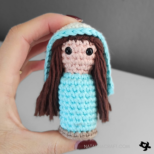 Ravelry: Mary Nativity pattern by Natalina Craft