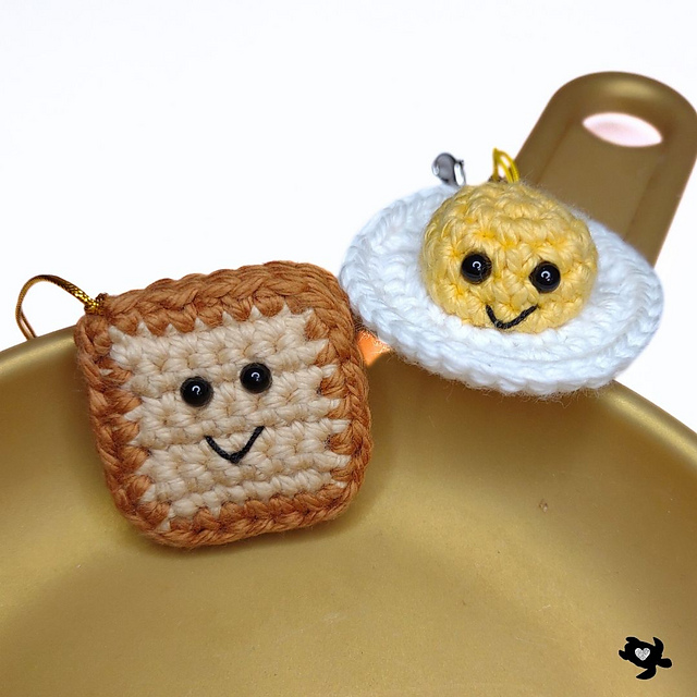 Ravelry: Tiny Toast pattern by Natalina Craft