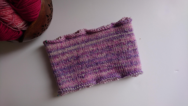 Ravelry: natlaine's Purple snood-Julia