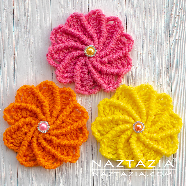 Ravelry: Wheel Flower pattern by Naztazia