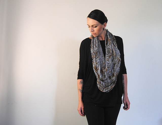 Ravelry: Lustro pattern by Lisa Mutch