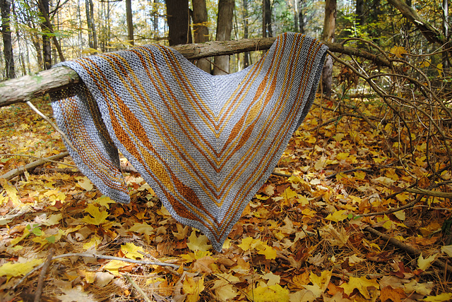 Ravelry: Molten pattern by Lisa Mutch