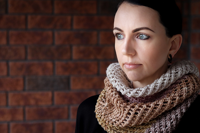 Ravelry: Ease pattern by Lisa Mutch