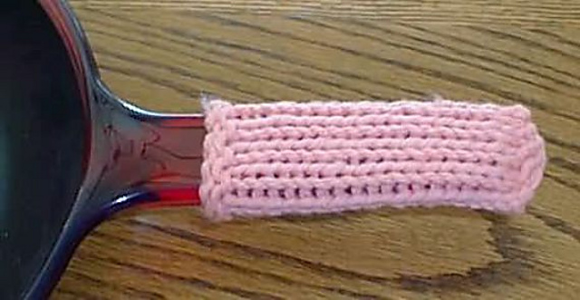 Ravelry: Pan Handler pattern by Frugal Knitting Haus