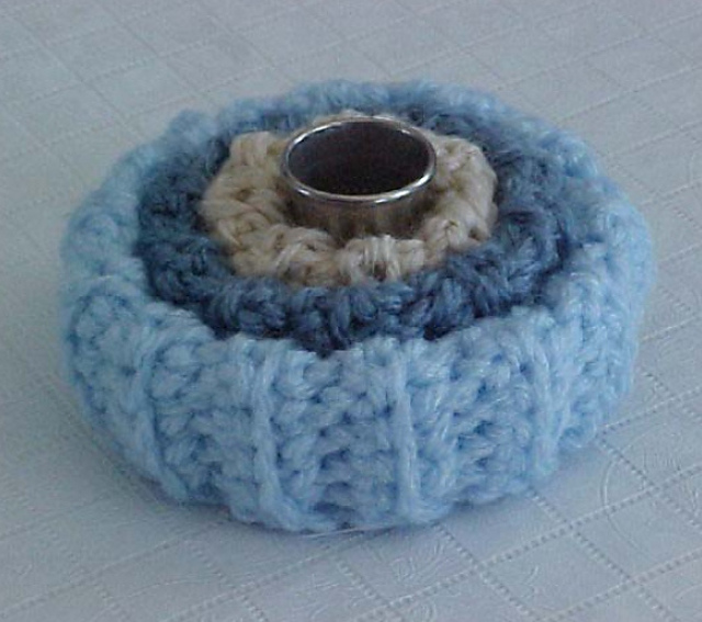 Ravelry: Simple Pin Cushion pattern by Frugal Knitting Haus