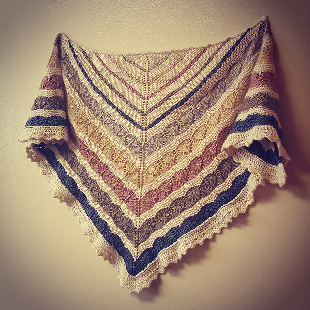 Ravelry: Helen's Antique Lace Shawl pattern by Nerie Dawn
