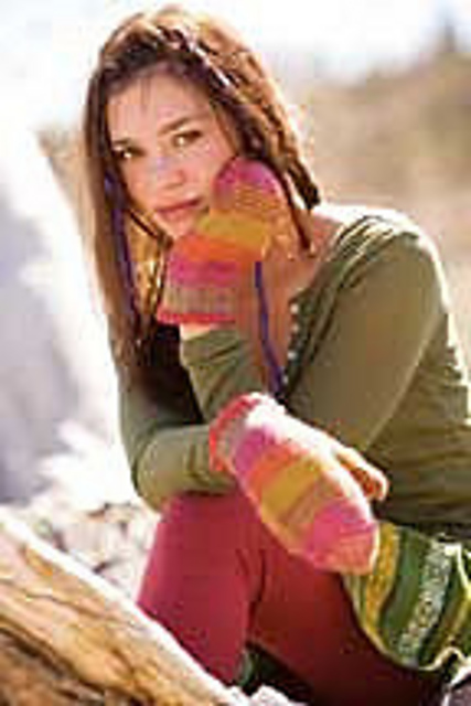 Ravelry: Picot Posey Mittens pattern by Kate Gilbert