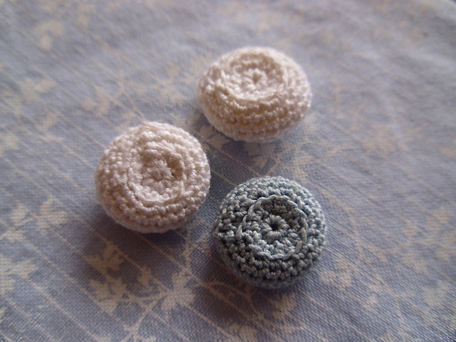 Ravelry: Buttons a Different Way pattern by Rebekah Fox
