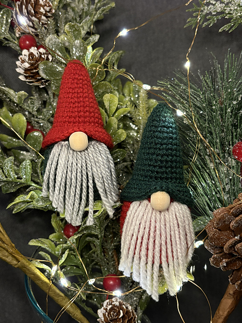Ravelry: Tiny Gnomes pattern by Nerlae