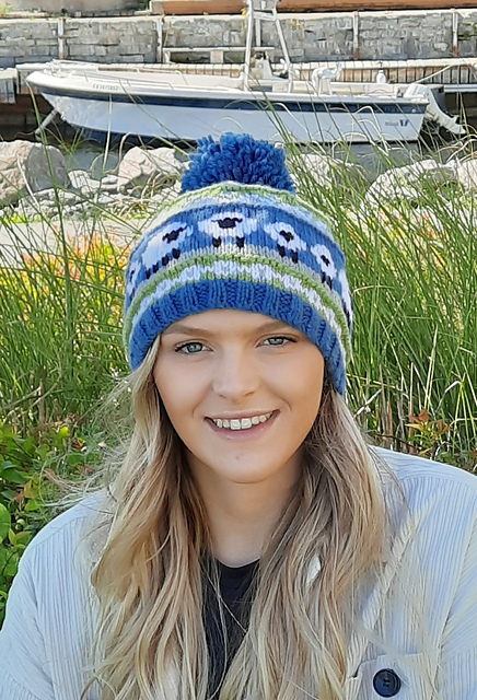 Ravelry: Riley pattern by Sandy Mills
