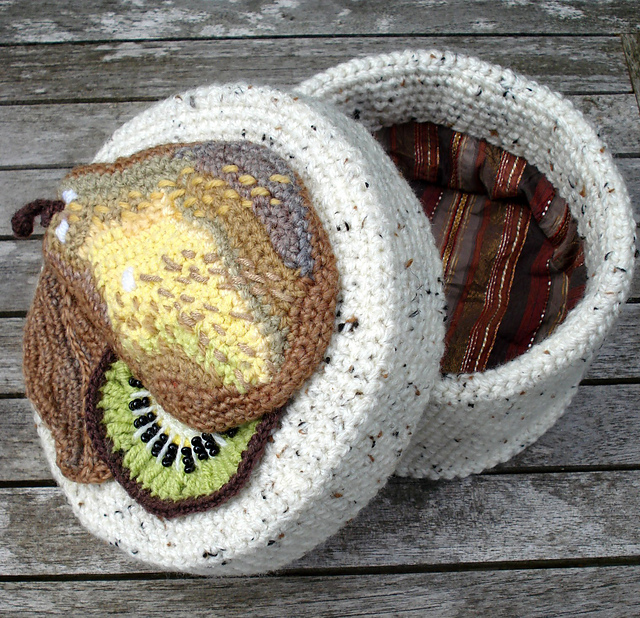 Ravelry: newform's My Pear and Kiwi Box