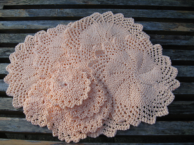 Ravelry: Lacy Round Cloth pattern by Rhonda White