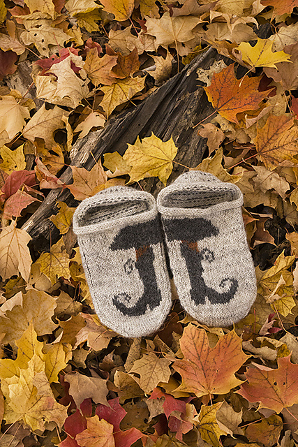 Ravelry: Witch boots slippers pattern by Anna Radchenko