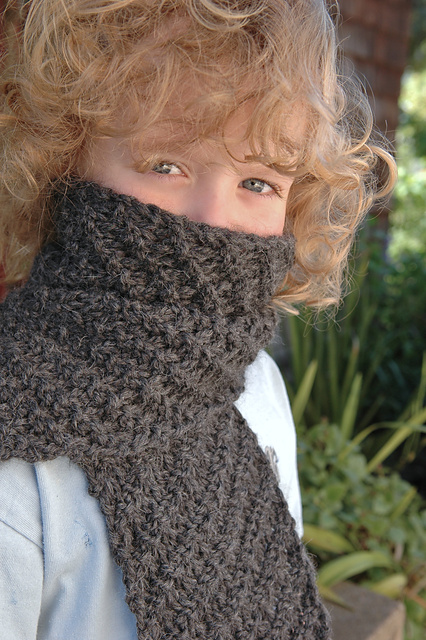 Ravelry: Diagonal Rib Knit Scarf pattern by Alicia Fleitas