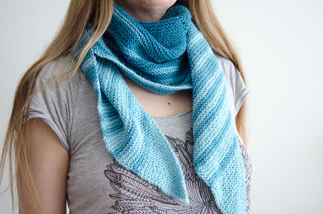 Ravelry: Ferry Lights Shawl pattern by Midnatsstrik