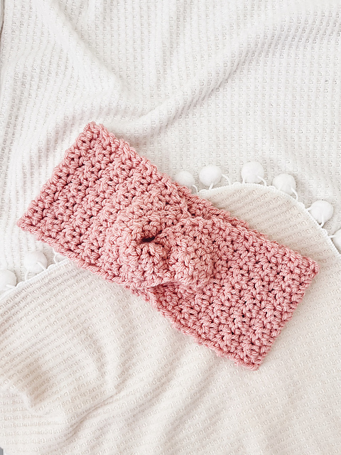 Ravelry: Lemon Twist Headband pattern by Nina Floyd