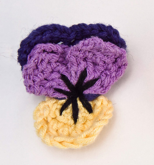 Ravelry: Viola pattern by Lesley Stanfield