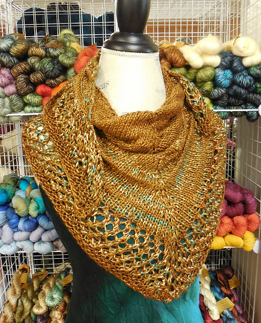 Ravelry: Shimmer pattern by Laura Lamers