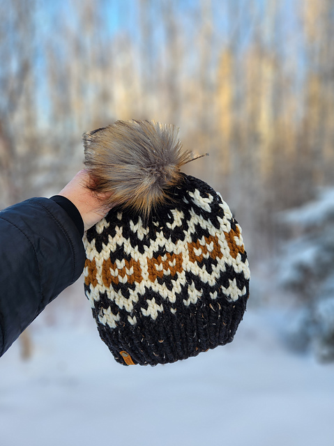 Ravelry: Magnetic Rock Hat pattern by Jamie Rex