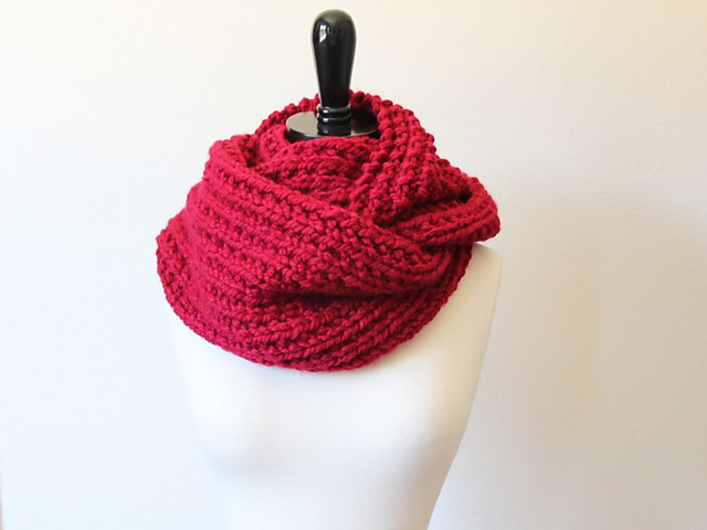 Ravelry: Cozy knit reversible cowl pattern by Cara Corey